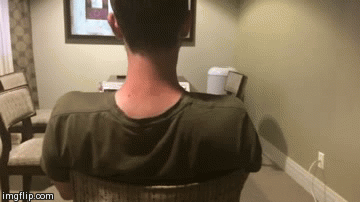 Scapular winging with chair back view GIF | b-reddy.org